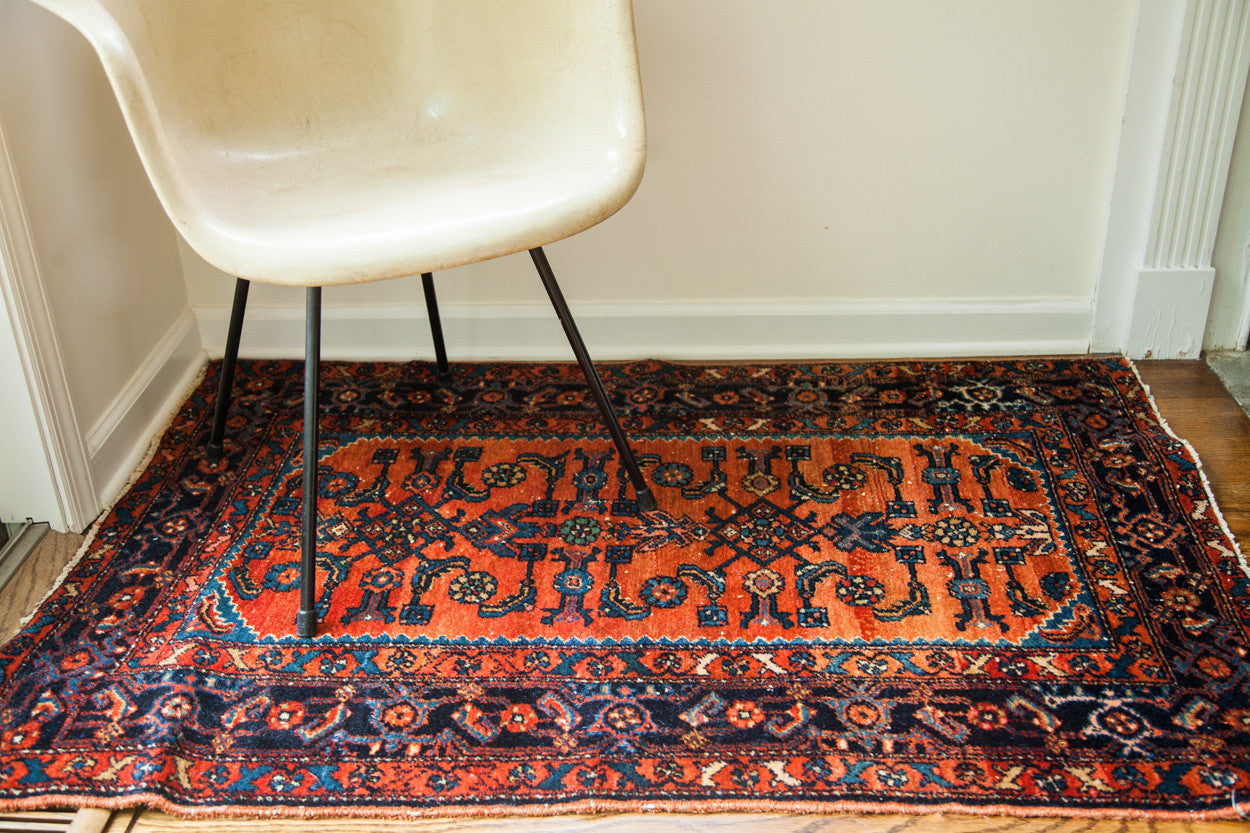 Vintage Engelas Rug 3'1" x 4'5" | circa 1930s – Item #1737