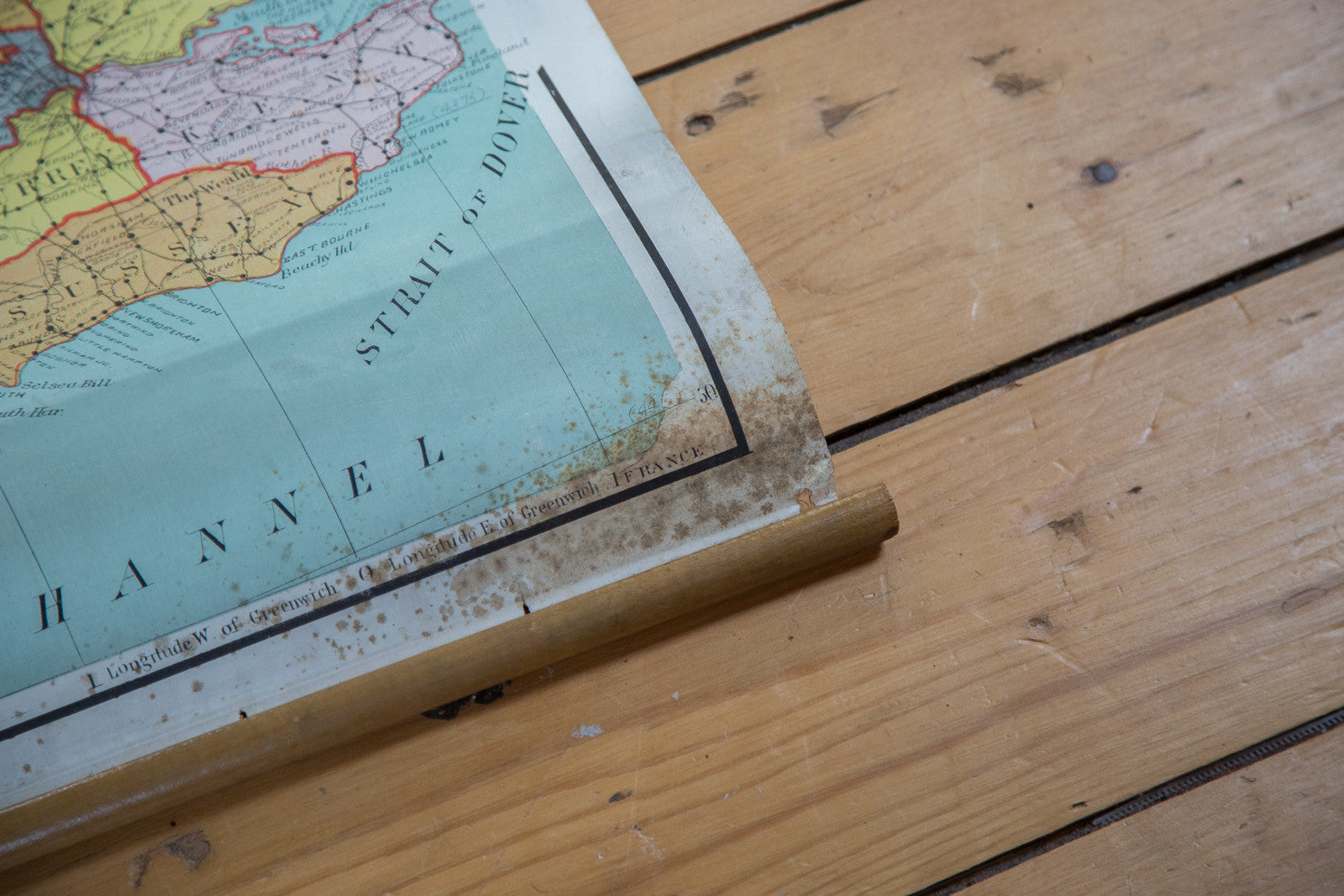 Vintage Pull Down Map British Isles