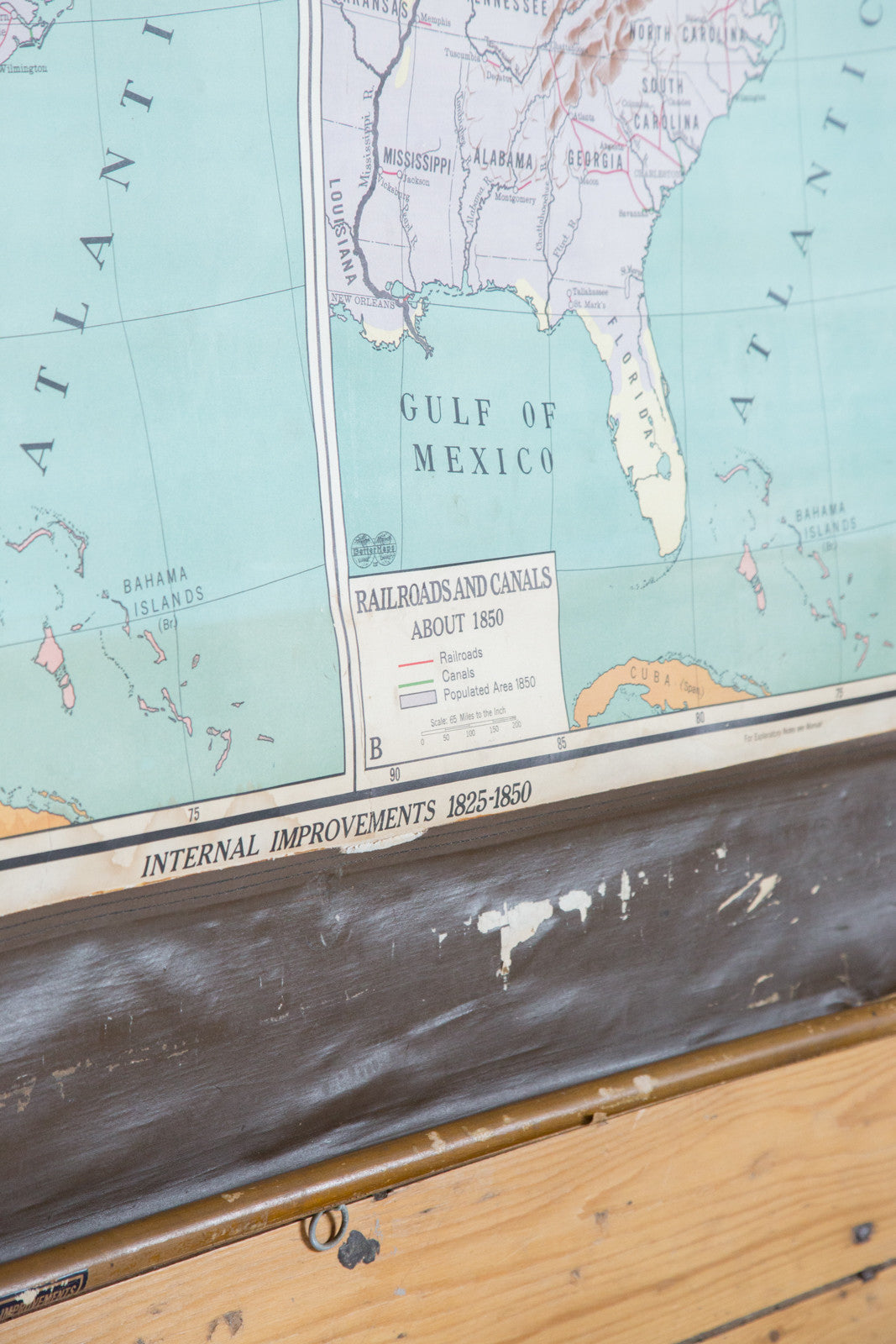 Vintage Pull Down Map United States