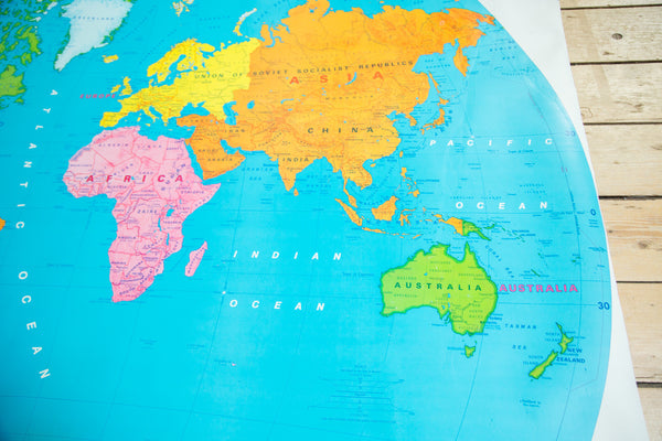 Vintage Modern School World Pull Down Map :: Old New House Maps 2730