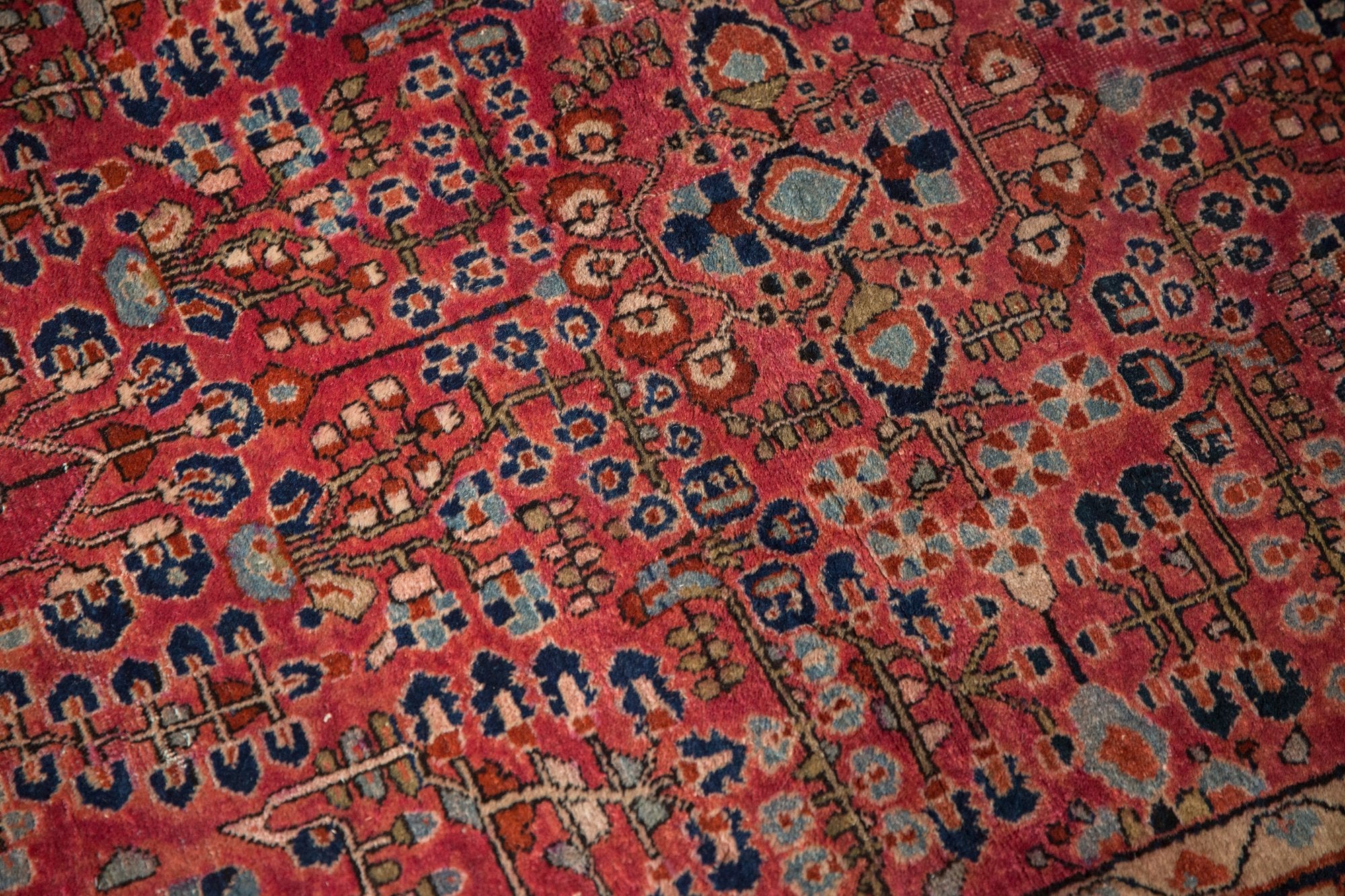 3.5x5 Vintage American Sarouk Rug / ONH item 4076