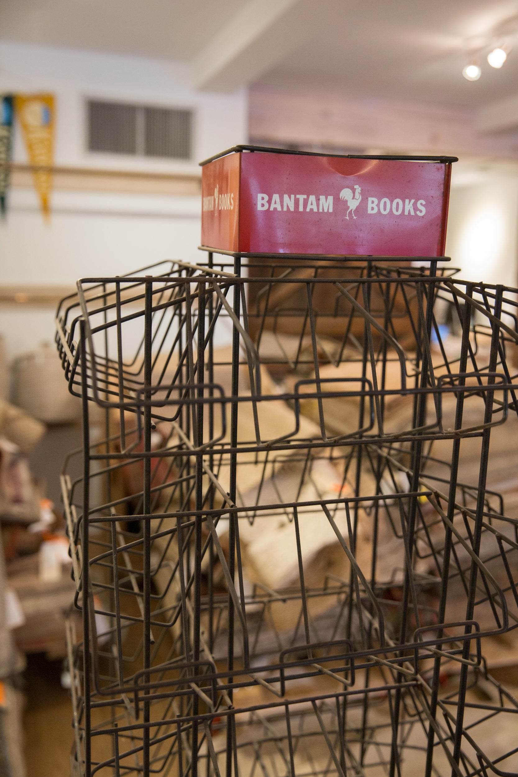 Bantam Books Metal Display Rack