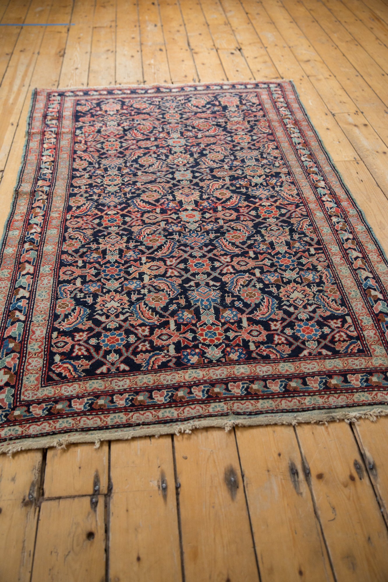 4x6.5 Antique Mahal Rug