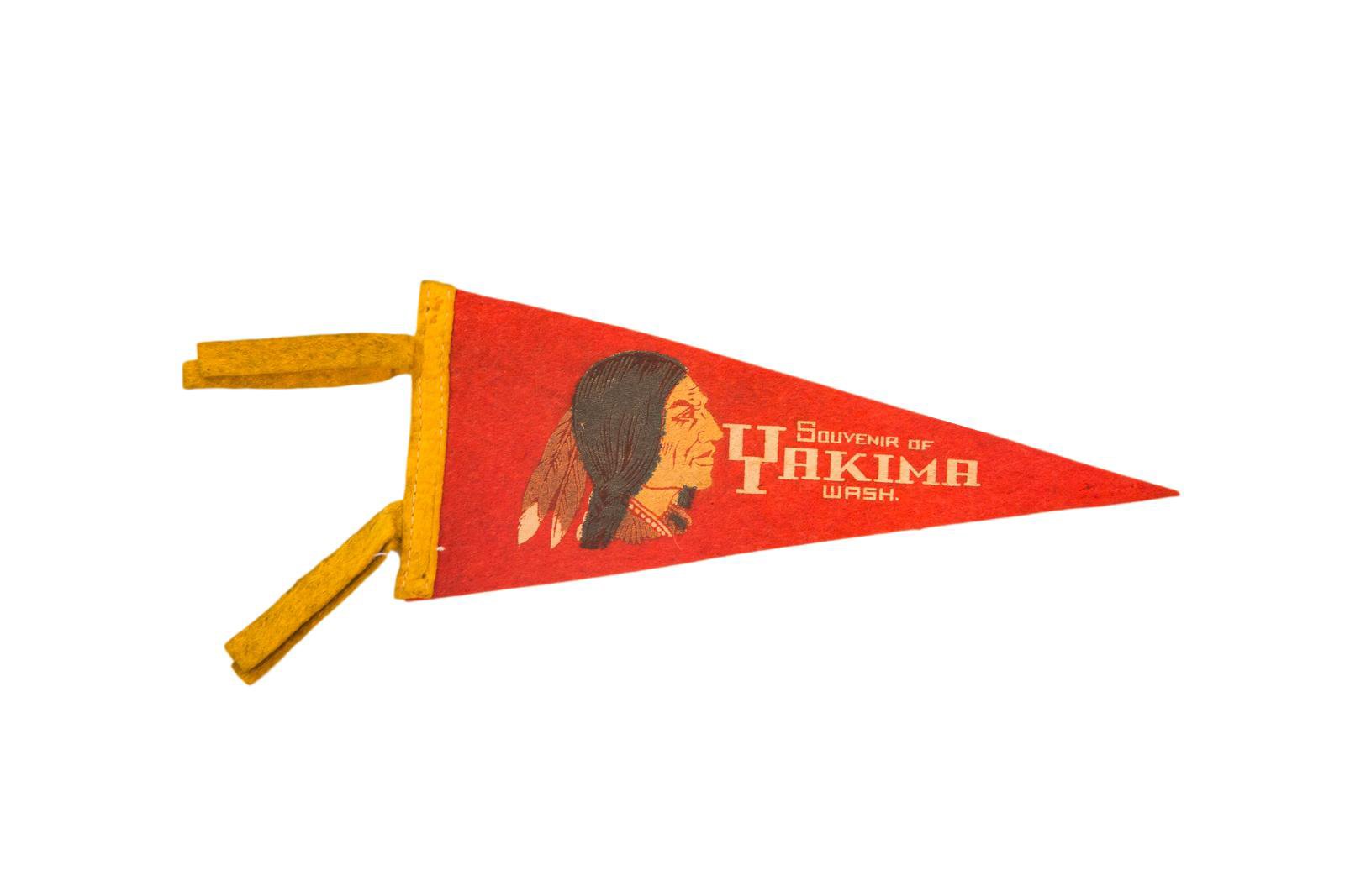 Vintage Souvenir of Yakima Wash. Felt Flag Pennant