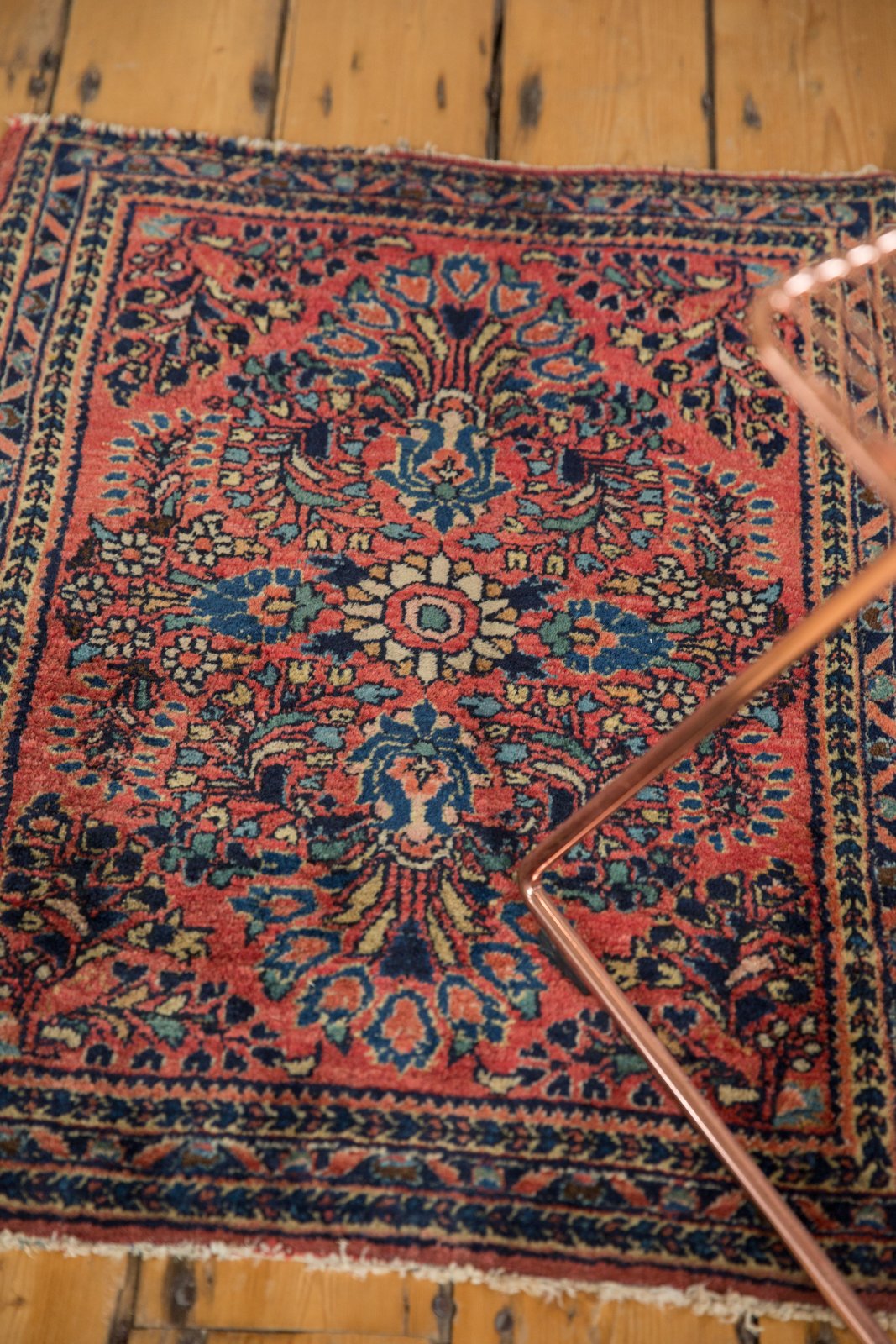 2x2.5 Vintage American Sarouk Rug Mat / ONH item 5376