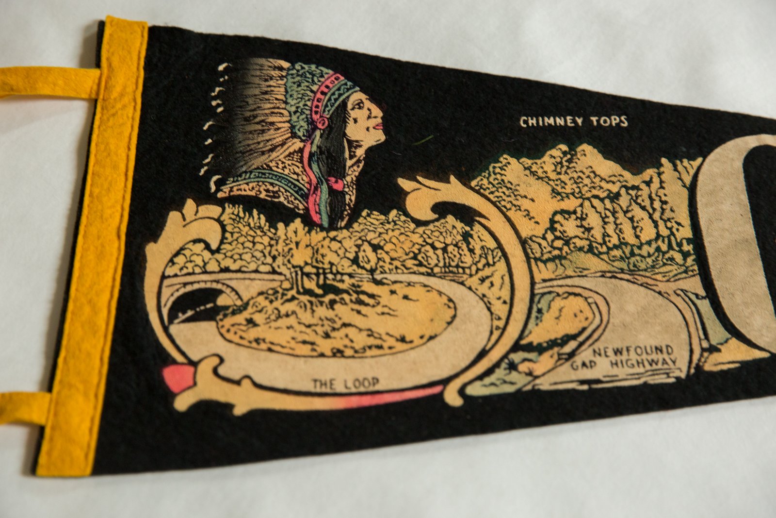 Vintage Great Smoky Mts. Nat'l. Park Felt Flag Pennant