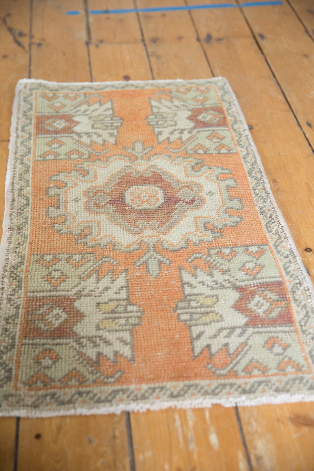 1.5x3 Vintage Distressed Oushak Rug Mat