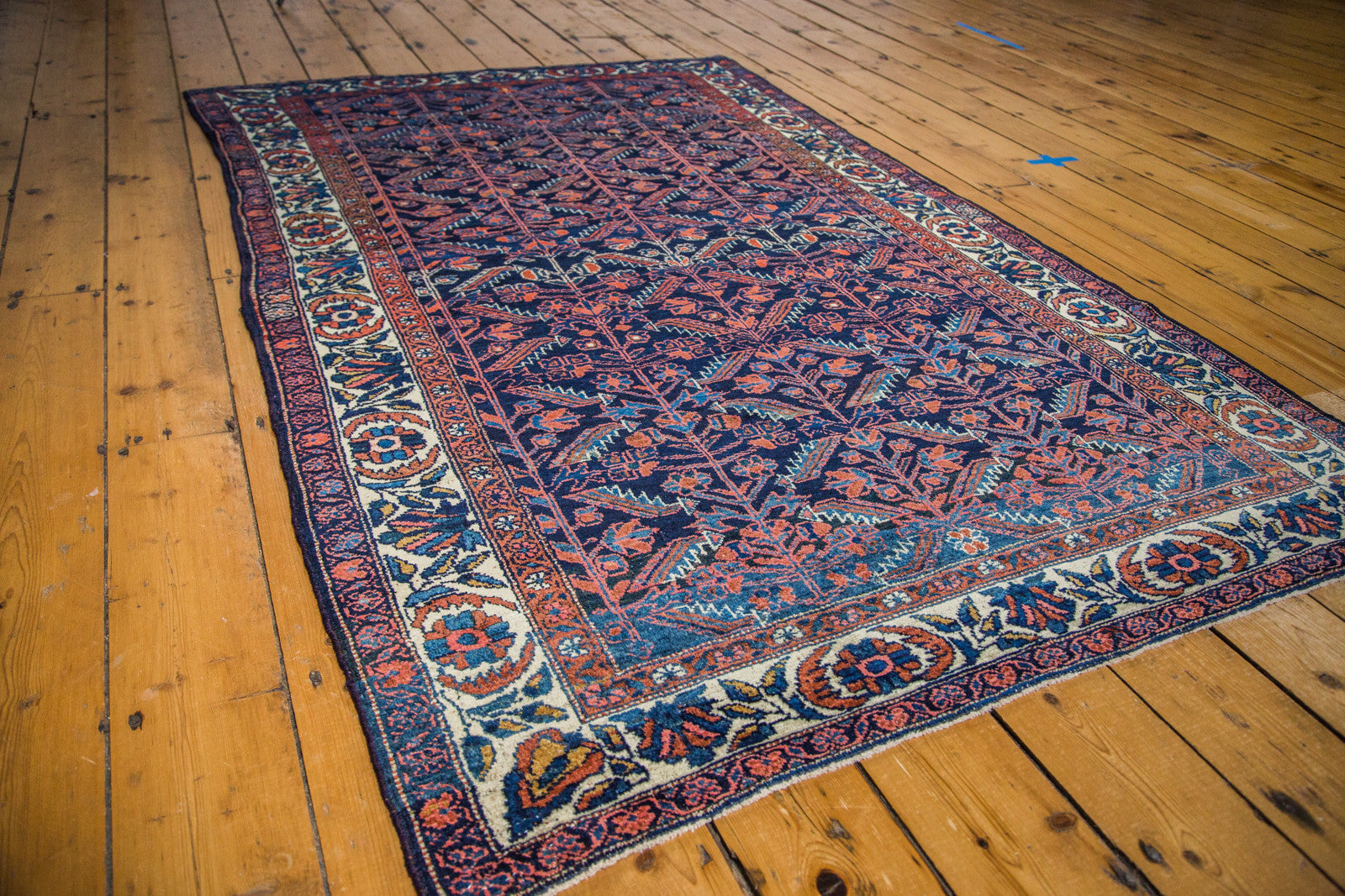 Vintage Engelas Persian Rug 4'2" x 6'9" | circa 1930s – Item #ee001541