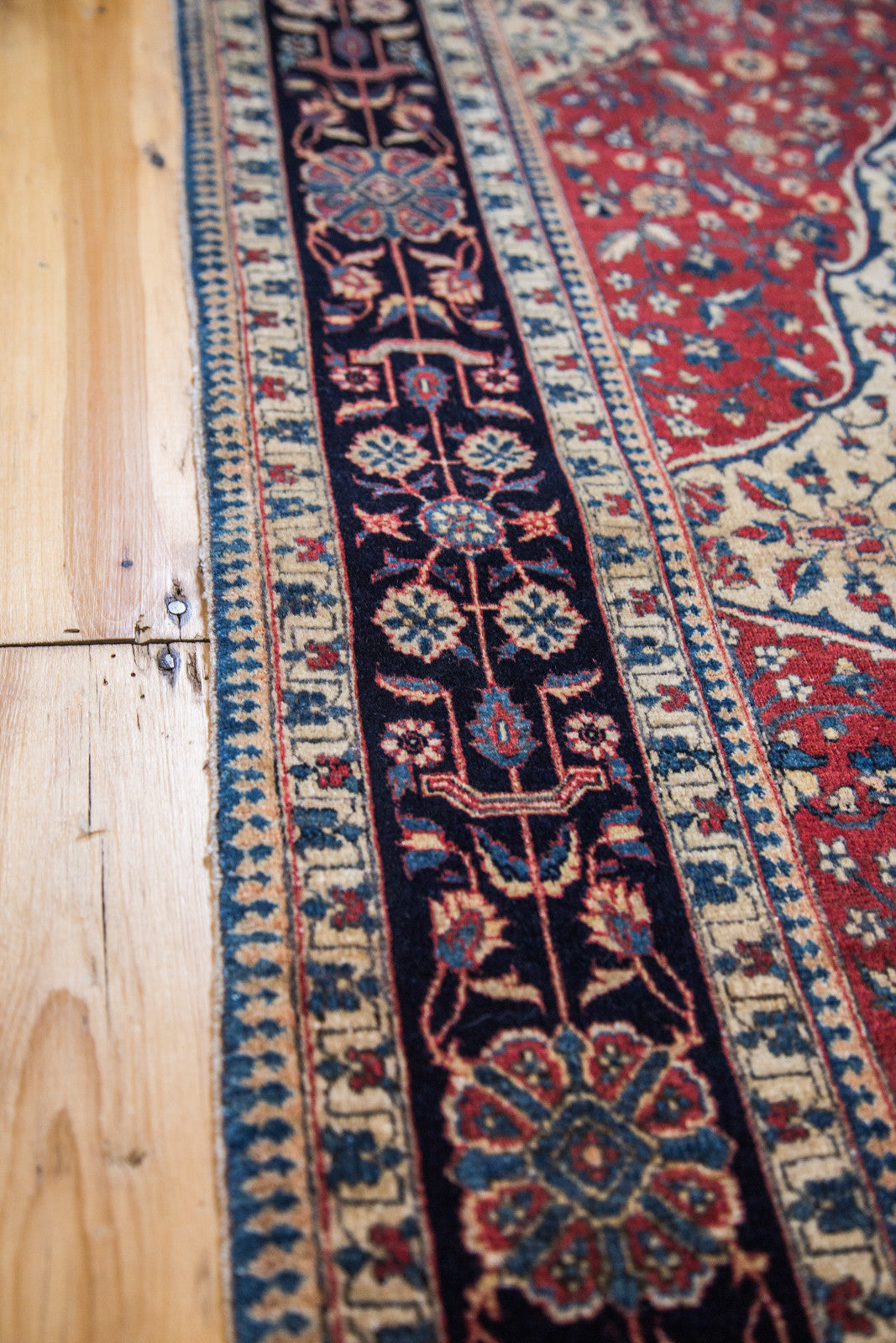 4.5x7 New Kashan Rug