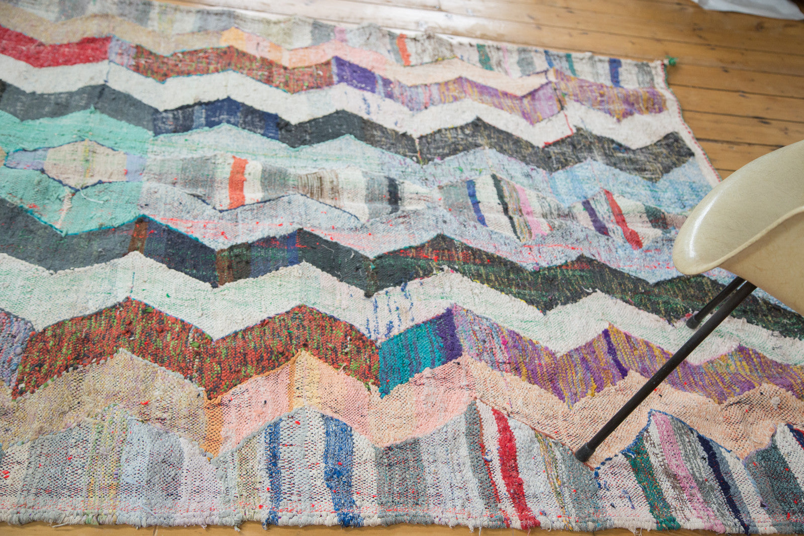 5.5x9.5 Vintage Rag Rug Carpet