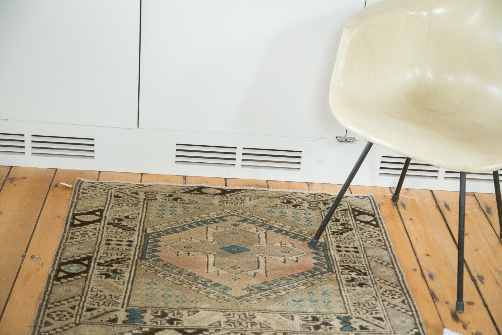 3x3 Vintage Oushak Square Rug