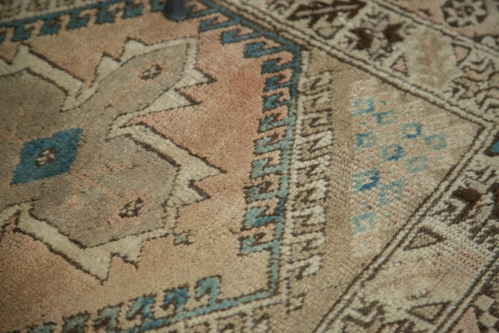 3x3 Vintage Oushak Square Rug