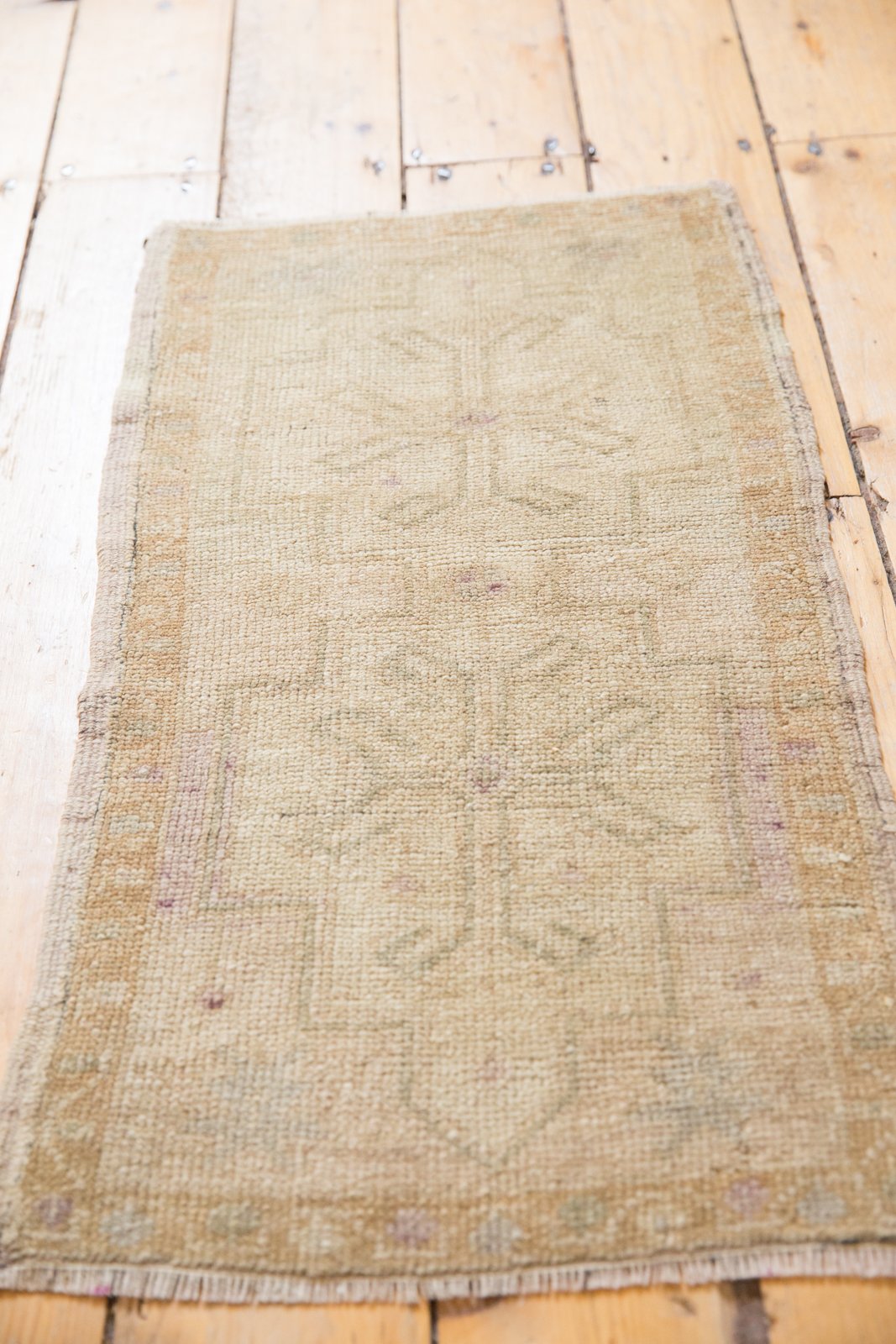 1.5x3 Vintage Distressed Oushak Rug Mat